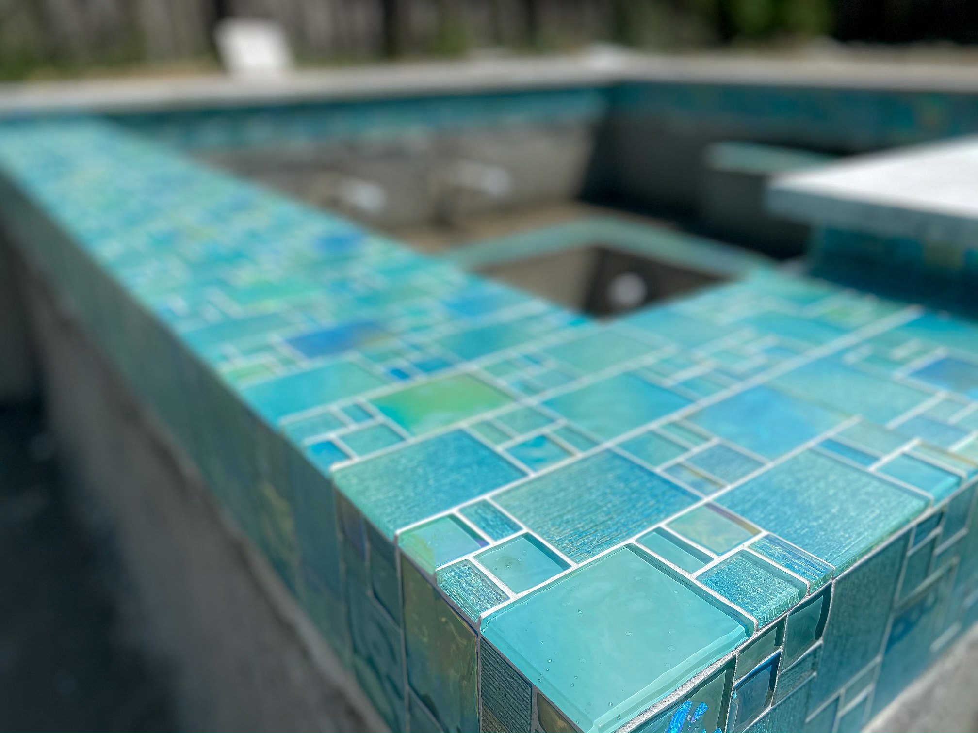 Glass Pool Tiles - POOLS & SURFACES DISTRIBUTOR