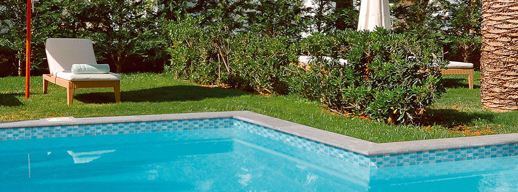 DIAMOND QUARTZ - POOLS & SURFACES DISTRIBUTOR